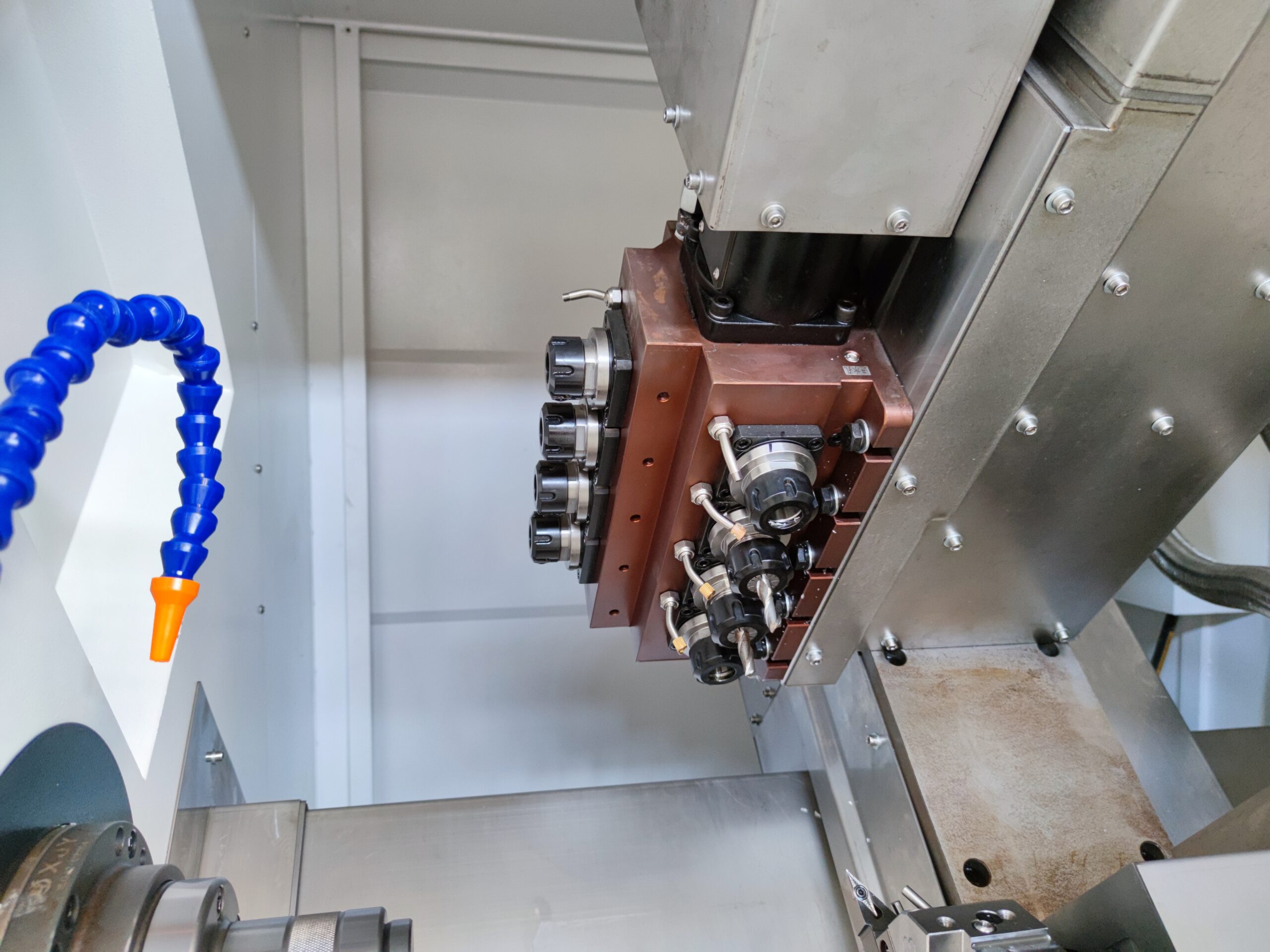 Power turret gear shaping live tool - TAIAN YUZHUO MACHINERY